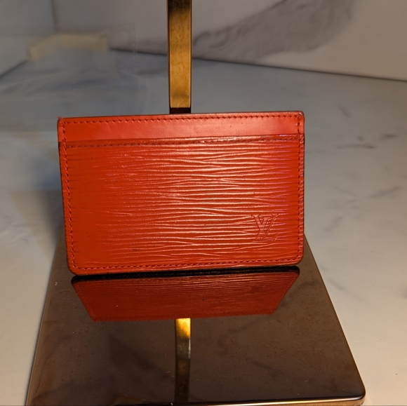 Louis Vuitton | Bags | Louis Vuitton Epi Card Holder | Poshmark